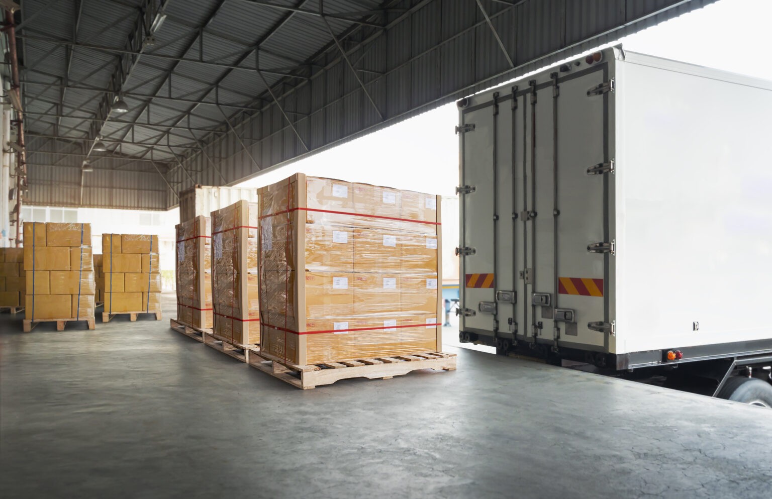 What is Case Picking? How to Optimize Your Warehouse
